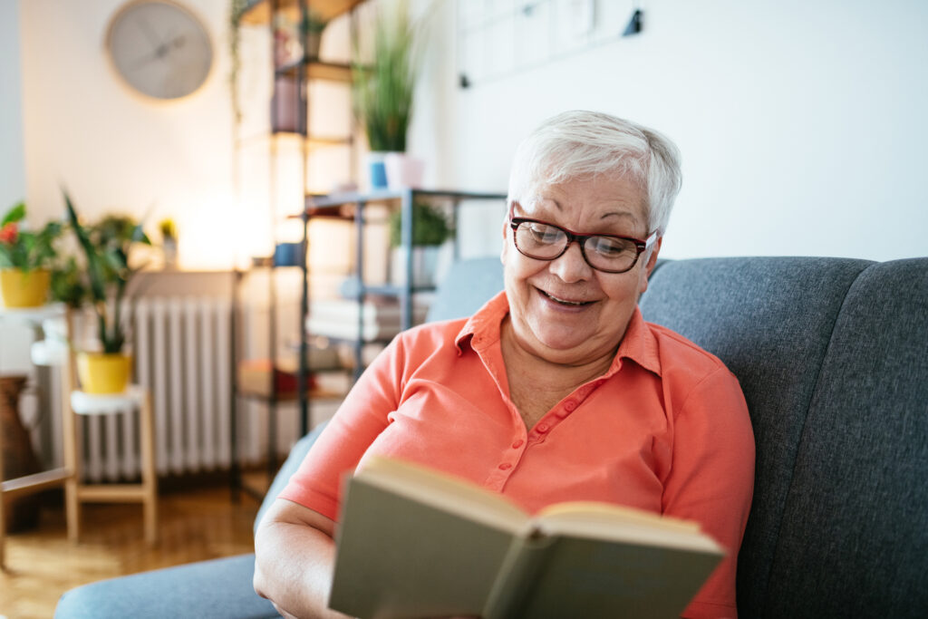 Pourquoi la lecture nous fait du bien ? - Pour Bien Vieillir